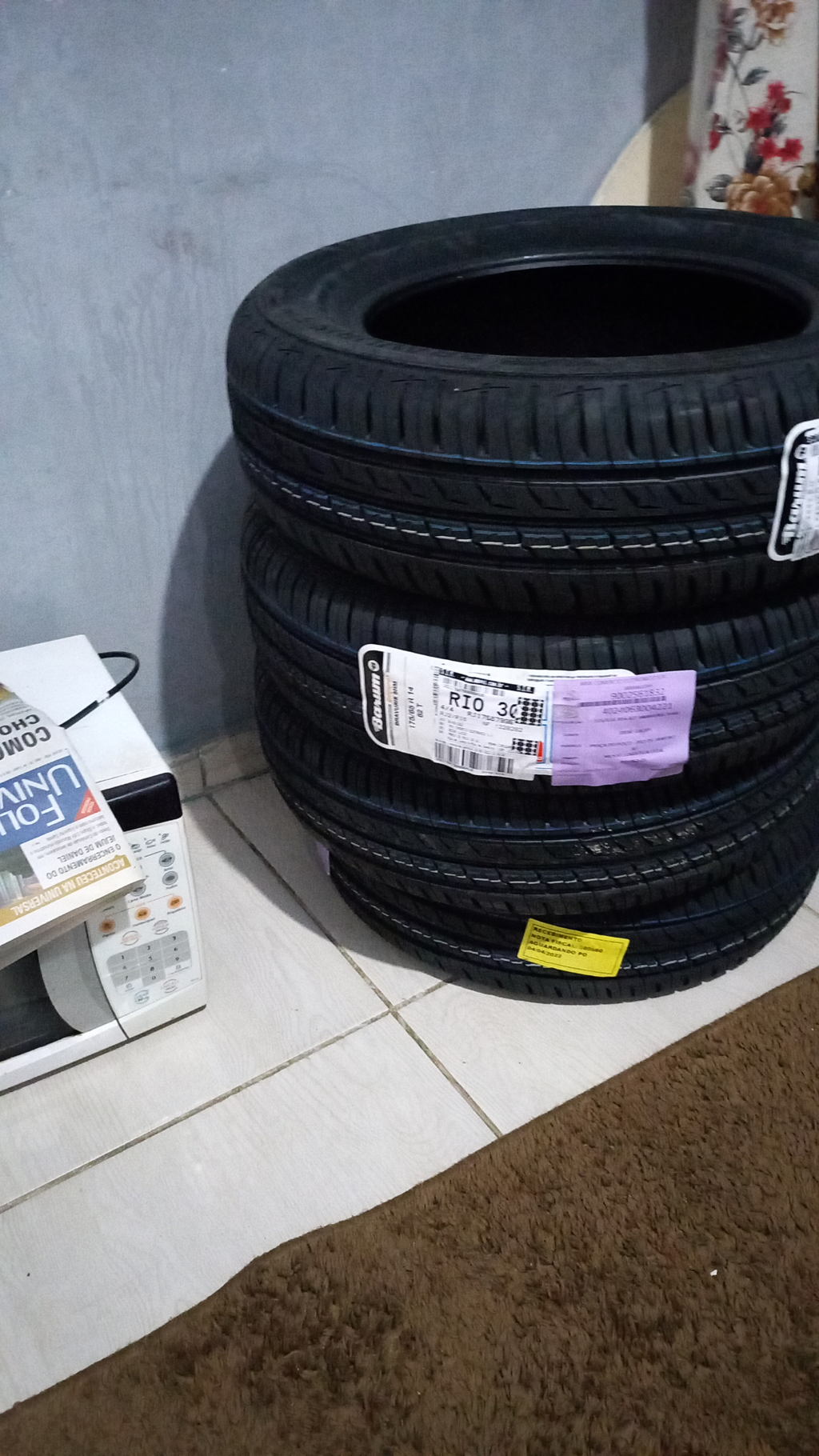 Pneu 175/65R14 82T Bravuris 5HM Barum | Casas Bahia
