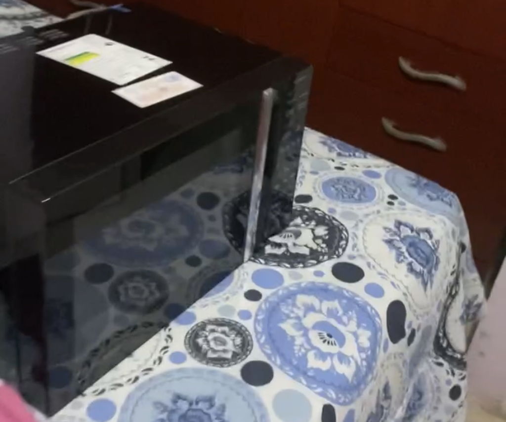 Micro-ondas Electrolux Preto 23L Efficient (ME23P) | Casas Bahia